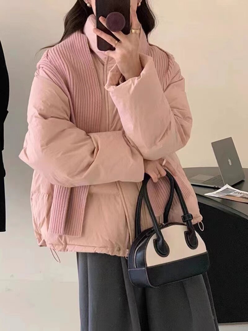 多巴胺穿搭新款冬季新款羽绒棉服女立领短款小个子针织围巾面包服