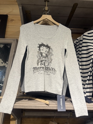 BASEMENT FG 国内北京BF正品代购圆领毛衫不支持退换