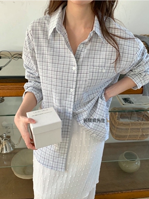 2026年春季新款韩国东大门 crispy翻领格纹宽松衬衫