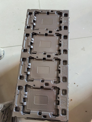 Intel 4677 56.5*77.5 500697768服务器CPU托盘