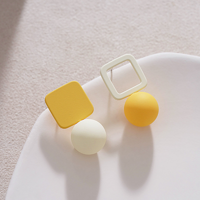 爱心新款独特设计感耳钉小香风