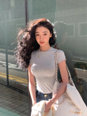 短袖弹力修身卡戴珊棉T恤