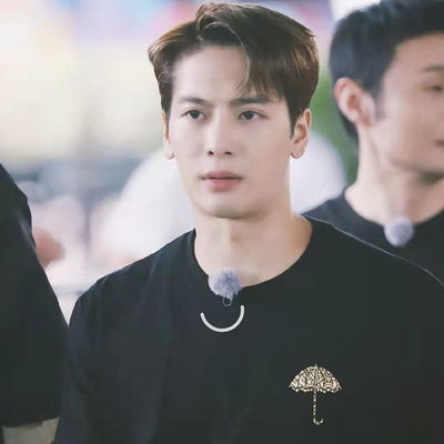 好看短袖t恤王嘉尔短袖短袖t恤