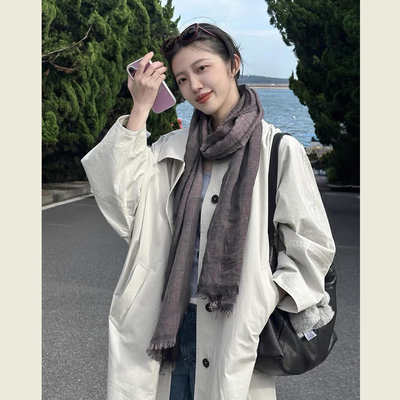 韩系石灰白中长款大衣