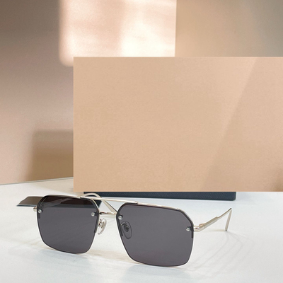 情侣男女通用旅行拍照