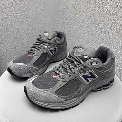 NB男女通用系带运动鞋