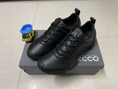 防水运动鞋爱步缓震健步鞋春秋