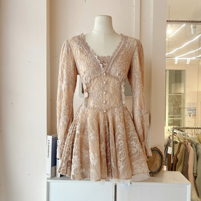 LHTE青青大码女装 秋冬法式纯欲风收腰v领千金蕾丝连衣裙L8614