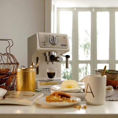 Delonghi/德龙 ECP33.21.W半自动咖啡机泵压意式浓缩美式山姆代购