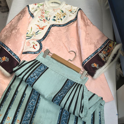 鸣皋堂定制尺寸清汉女绣花可定制