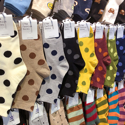 袜子英伦风复古圆点中筒棉袜