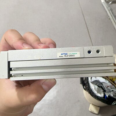 议价几乎全新亚德客AIRTAC气缸 HLQ12X50S