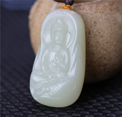 新疆和田白玉籽料观音挂件财神