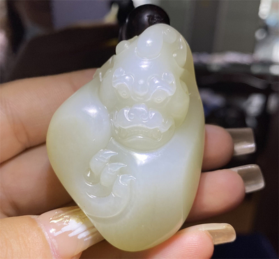 小石头和田玉白玉挂件吊坠