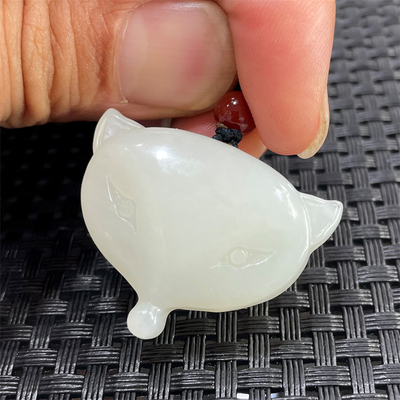 新疆和田白玉籽料狐狸挂件吊坠宝