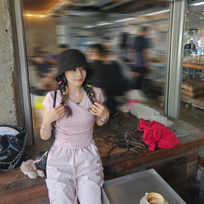 正肩圆领短袖t恤女小飞袖修身