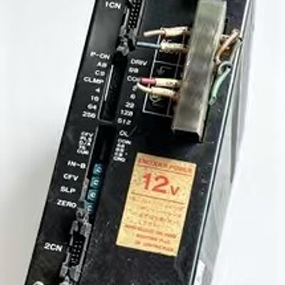 议价安川伺服驱动器 CPCR-01-SD1B，拆机件，功能正常，