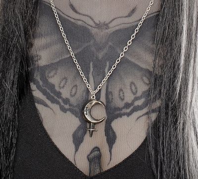 英国A牌暗黑哥特暗月十字架项链