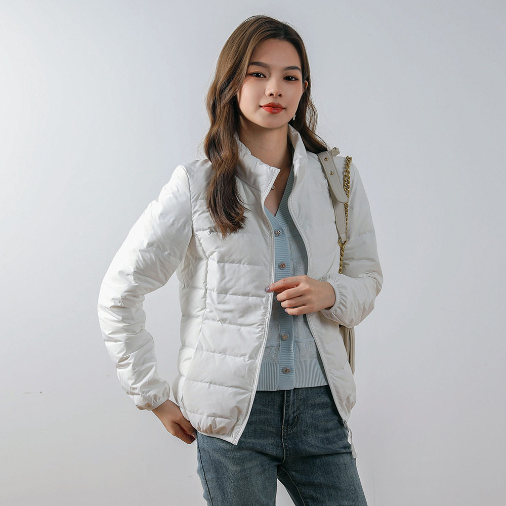 唯品会特卖断码清仓特价处理轻薄白鸭绒羽绒服女装品牌正品春秋冬