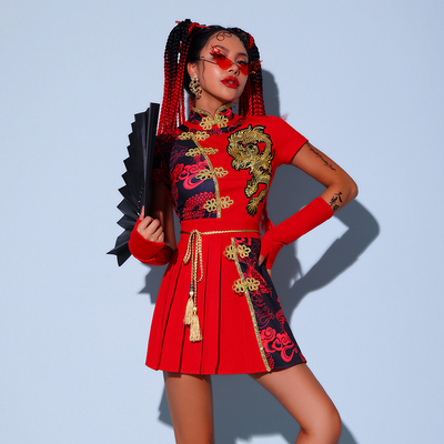 红色jazz中国风女团年会爵士舞