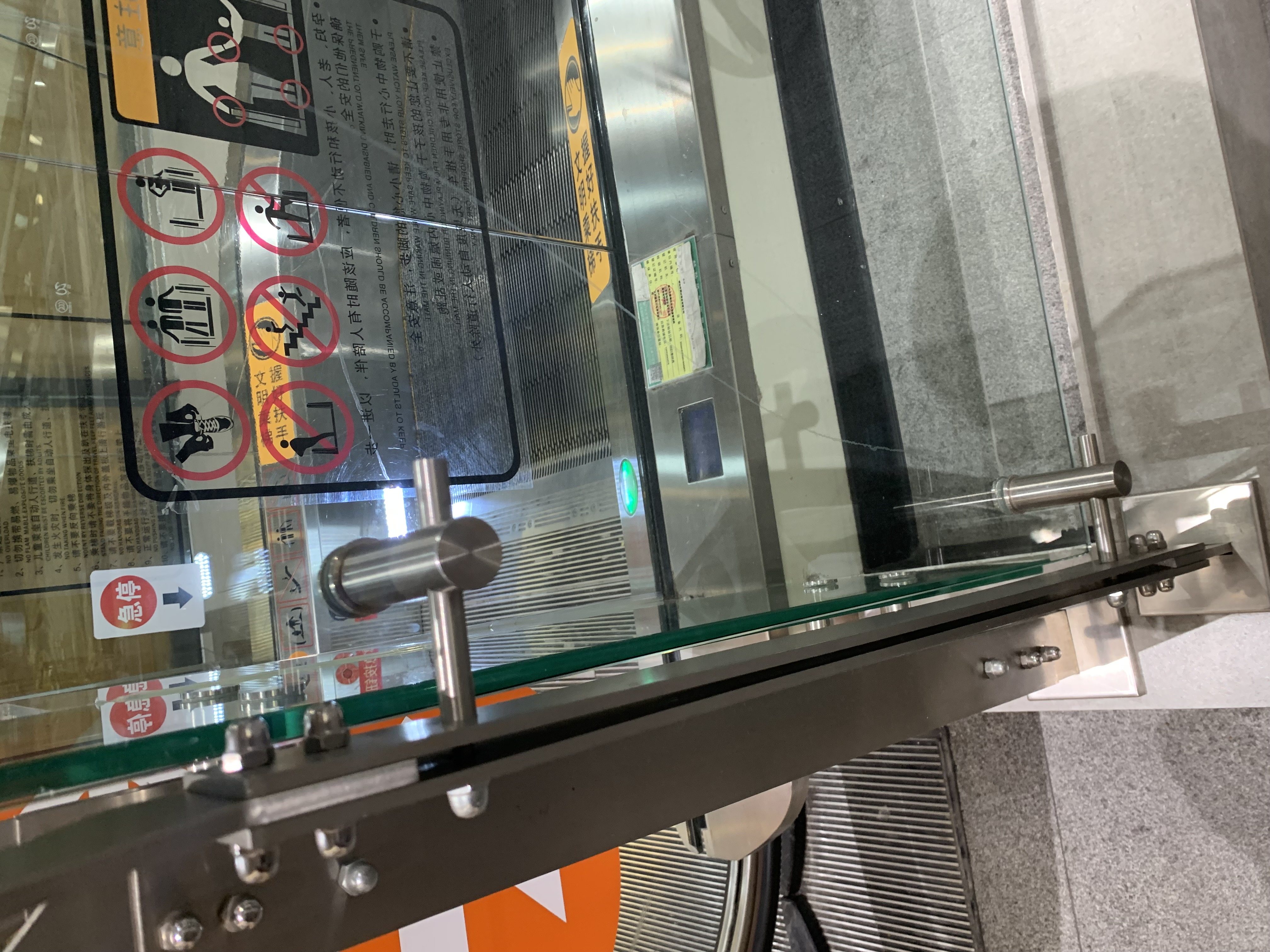玻璃楼梯扶手栏杆护栏栏杆配件304不锈钢底座支架连接杆径14mm