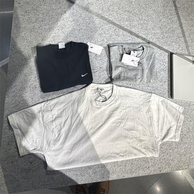 Nike刺绣小钩子休闲圆领短袖T恤