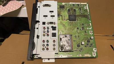 普LCD-40/46/52/60LX710A主板DUNTKF422 QPWBXF422WJZZ