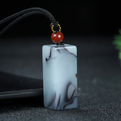 新疆和田玉青花玉平安柱子项链吊坠男女款新疆玉印章挂件毛衣链