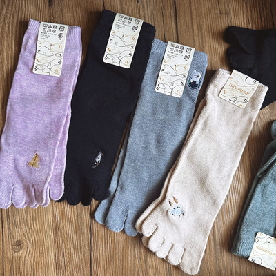 日单五指袜精细电脑刺绣纯色中筒抗菌健康外贸分趾头袜子好看耐穿
