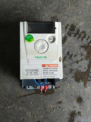 施耐德180w变频器，ATV12H018M2议价商品