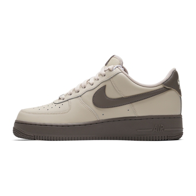Nike耐克26年春季男子低帮运动AF1空军一号运动板鞋FJ4146-201