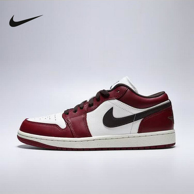 NIKE耐克男鞋AIR JORDAN 1白红AJ1低帮复古板鞋篮球鞋IX5004-121