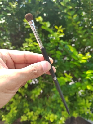 艾诺琪化妆刷大师系列m124小马毛眼影刷经典动物毛眼部刷微瑕疵款