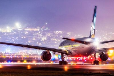 法国巴黎接送机戴高乐奥利机场接机送机中文华人司机商务可选英文