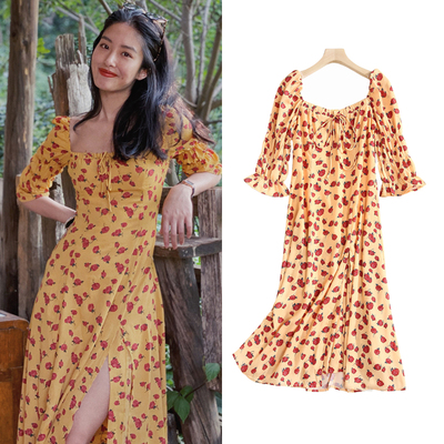 FBB WORKS 黄色碎花连衣裙夏季法式复古方领泡泡袖显瘦开叉裙