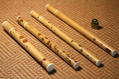 罗罗德信堂文房红湘妃香筒老蜡底