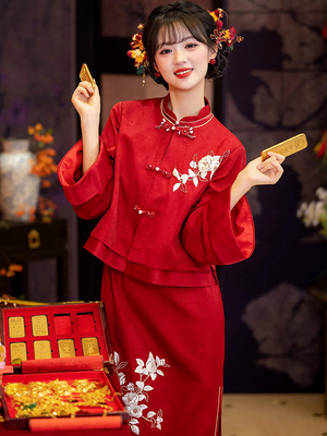 新中式订婚礼服2025新款小个子旗袍敬酒服新娘出阁回门套装秀禾服