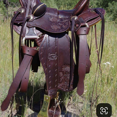 深棕色皮革真皮花卉雕刻马术马鞍