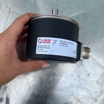 议价GEL260-V-000750-B001成色如图要的联系