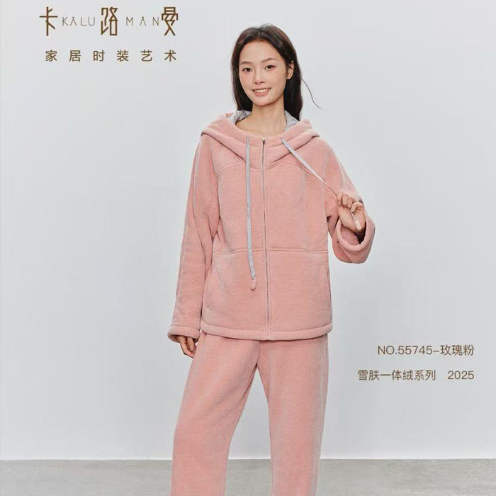 安杜拉 女士秋冬一体绒休闲保暖连帽外穿柔软家居服睡衣套装55745