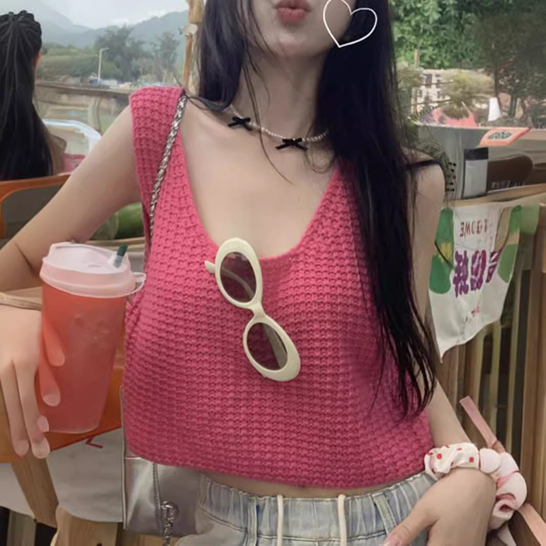 多巴胺穿搭甜辣外穿针织鲁迅毛衣毛背心同款衣服马甲显瘦短款外穿