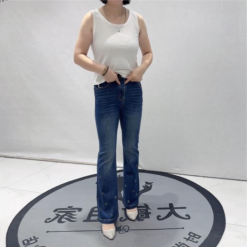 柏菲蒂时尚裤2026初秋7105牛仔裤大码女装松紧腰显瘦200斤微喇裤