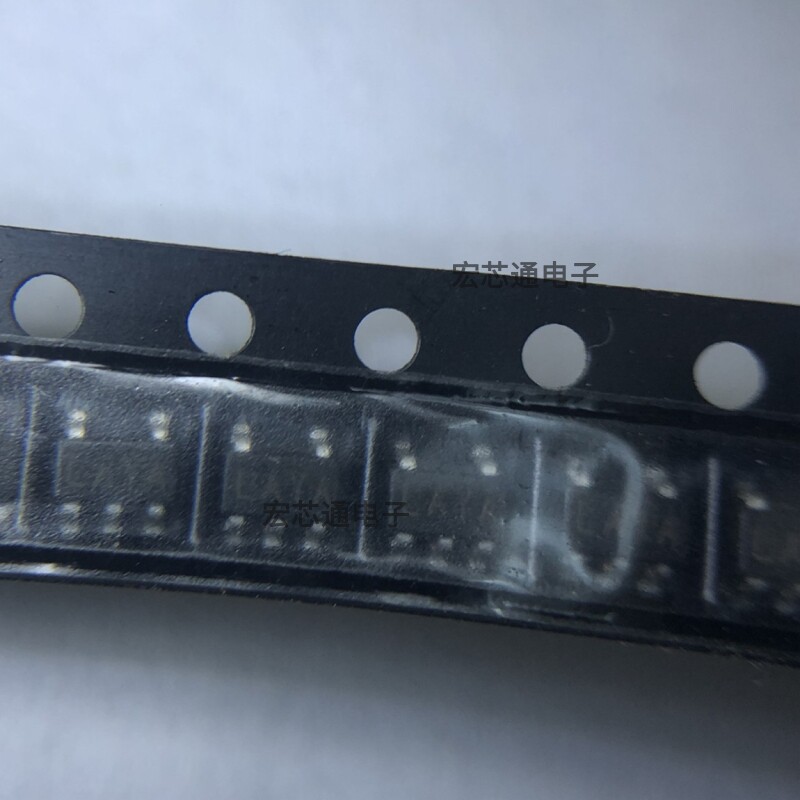 全新 LP2985AIM5-1.8 丝印:LAYA SOT23-5 可直拍