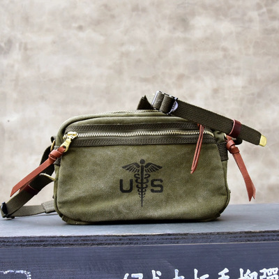 新款男士斜挎包时尚百搭单肩包大容量休闲运动手机包