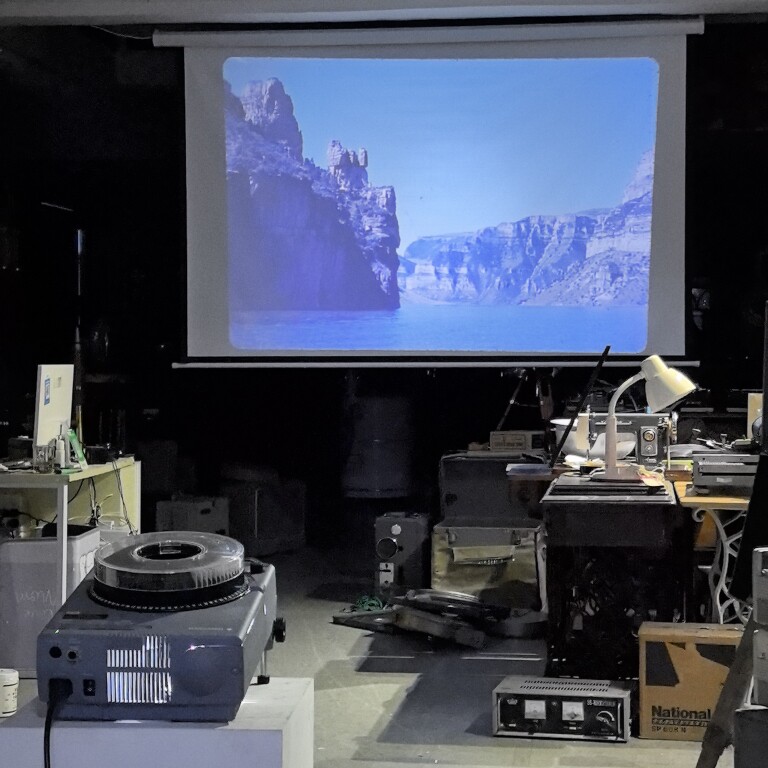 日本横河 VIP300转盘高端氙灯幻灯机1996年135胶片投影机老物件