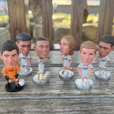 皇马罗德里戈莫得理奇姆巴佩 球星贝林厄姆足球公仔手办人偶摆件