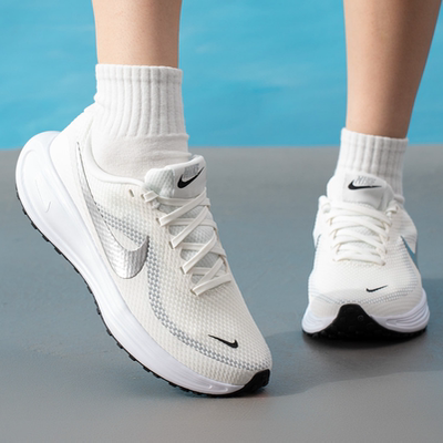 Nike/耐克跑鞋女2026新款夏季缓震网面透气休闲运动鞋HJ8485-112