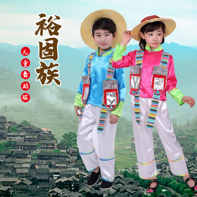 测试推荐民族演出服女