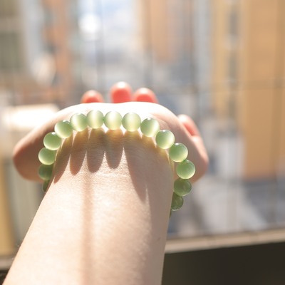 天然和田玉8mm猫眼圆珠单圈手串精致百搭   货号16211