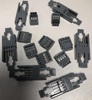 STOCKO3P刺破式孔式插座